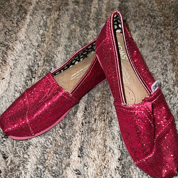 Toms | Shoes | Girls Pink Glitter Toms | Poshmark